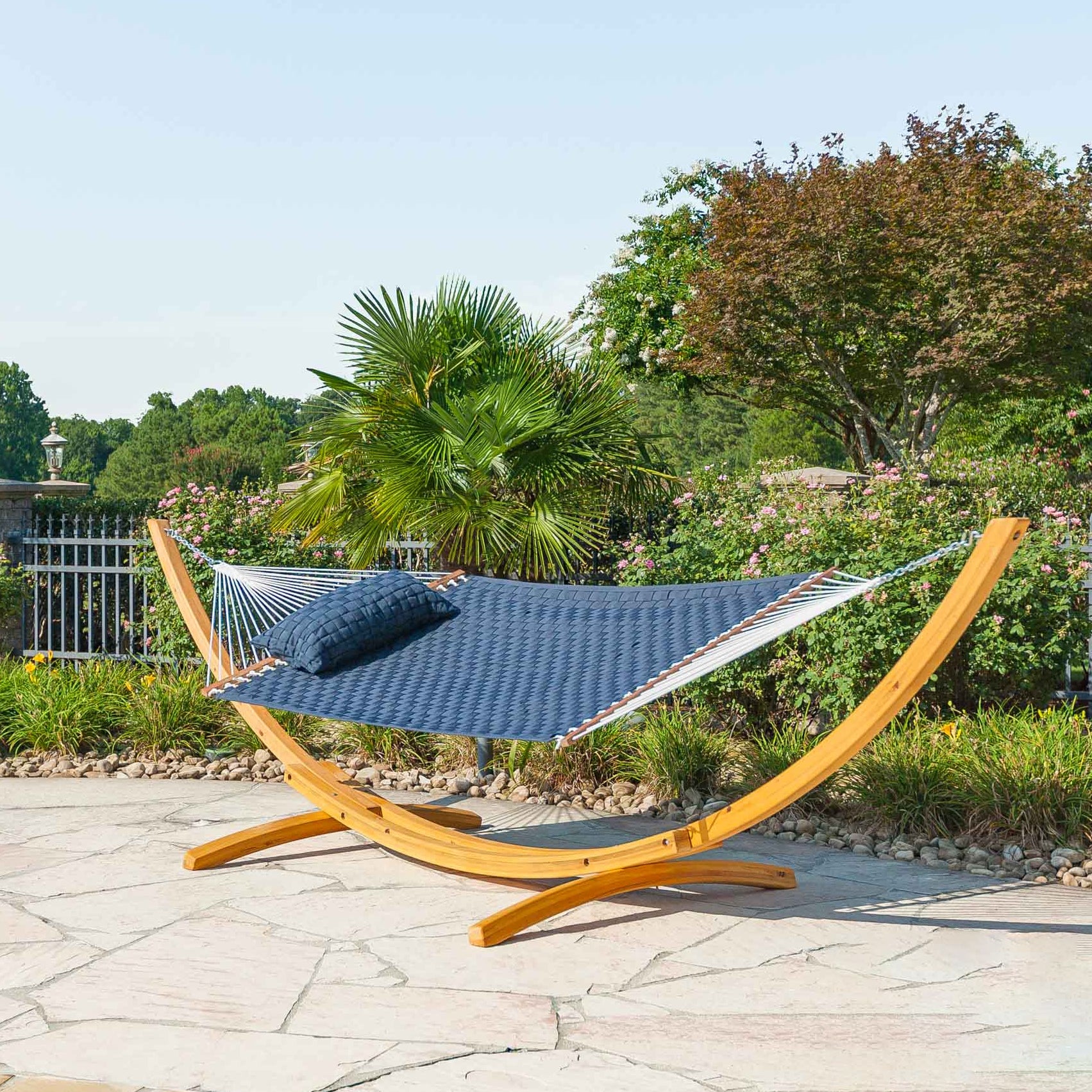 Hammocks & Swings – KETTLER Retail Showroom